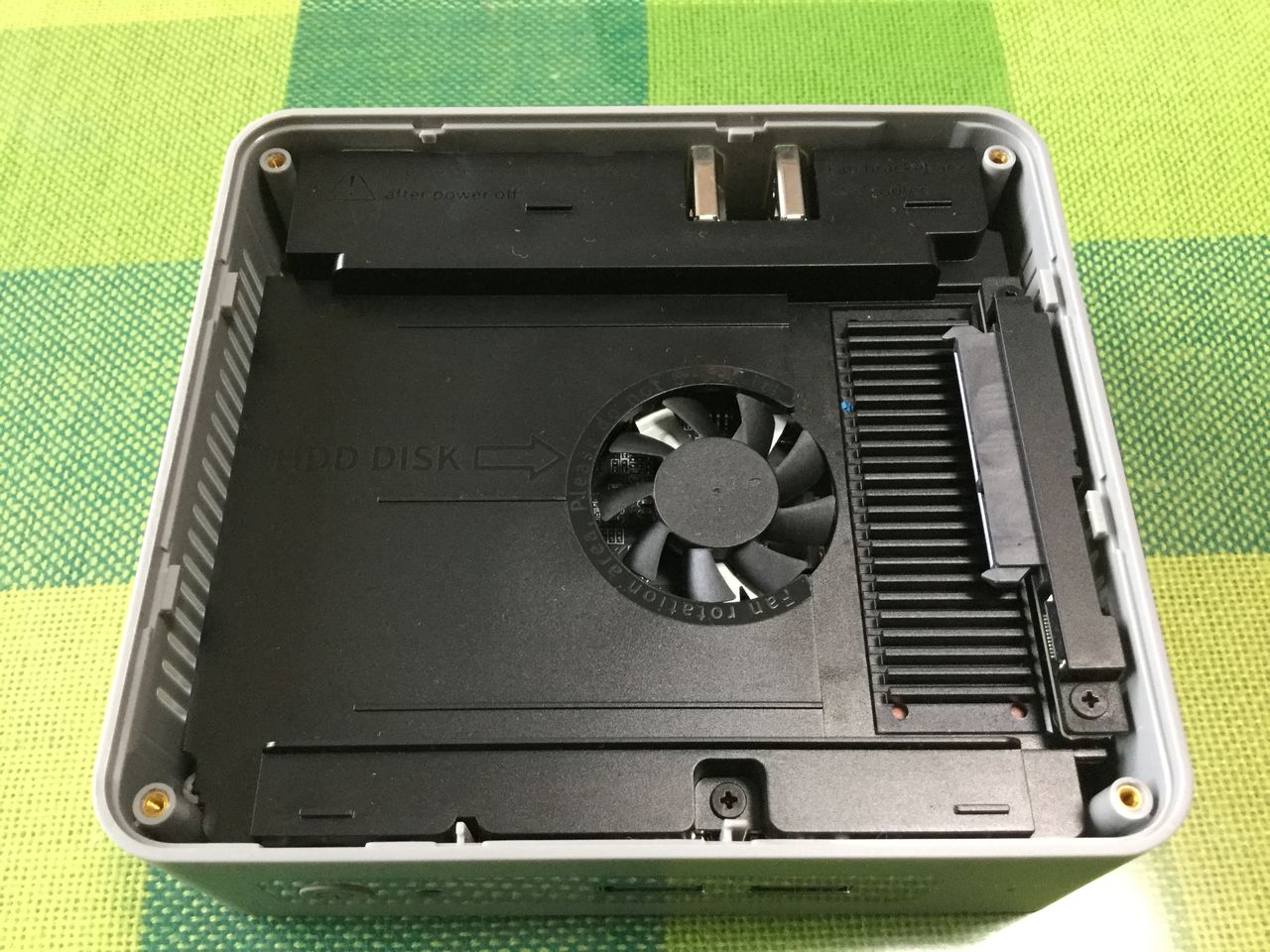 【ミニPC】Beelink EQ12 N100 32GBへメモリ交換！ | よいかい